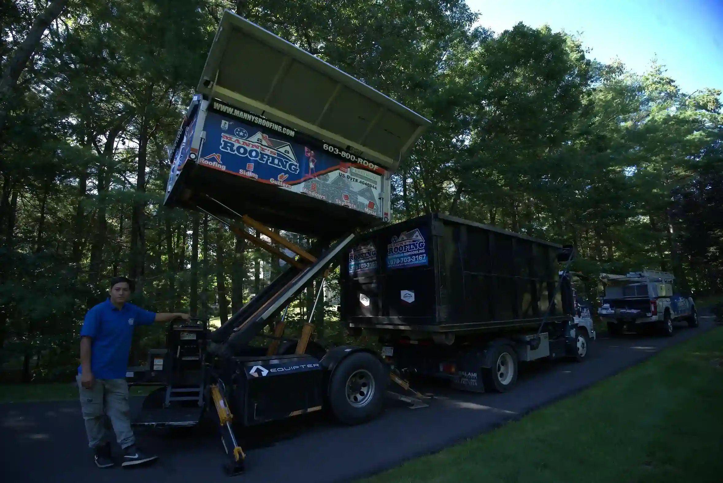 Manny's Roofing LLC